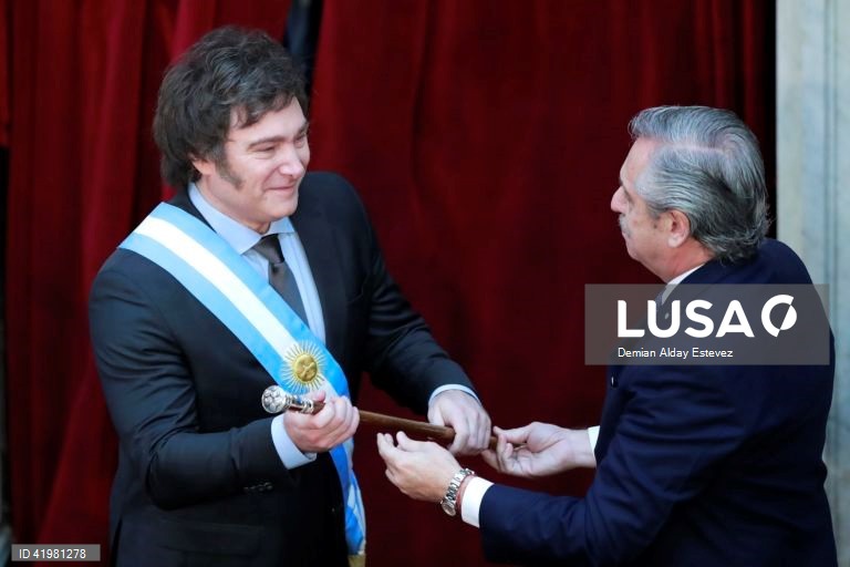 Ultraliberal Javier Milei tomou hoje posse como Presidente da Argentina